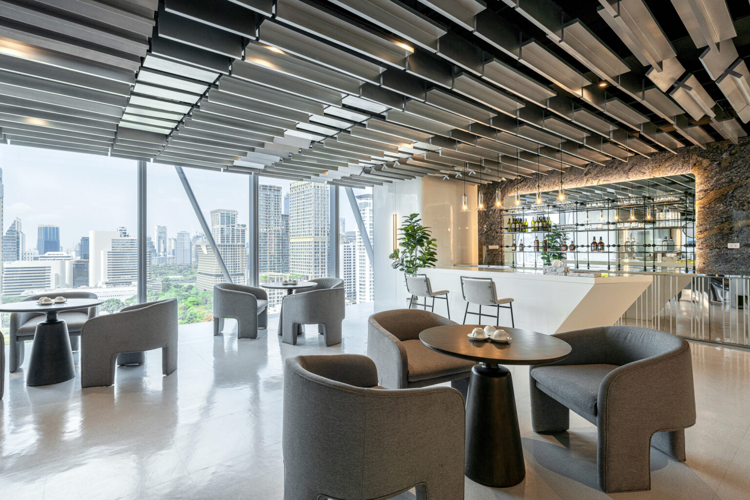 One City Centre (OCC): Thailand’s Tallest Office Tower Direct BTS ...